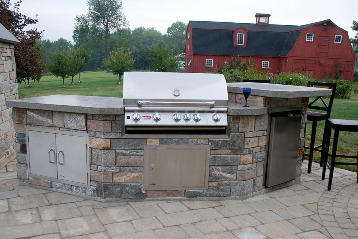 Outdoor Kitchens